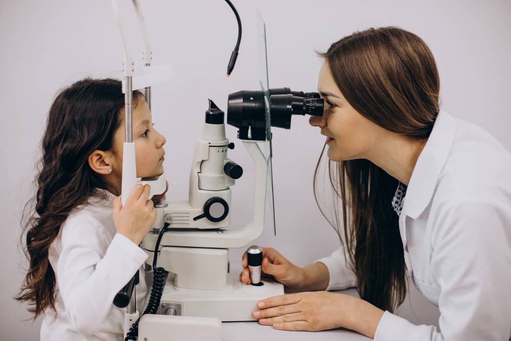 What Is an Optician? (And How to Become One)
